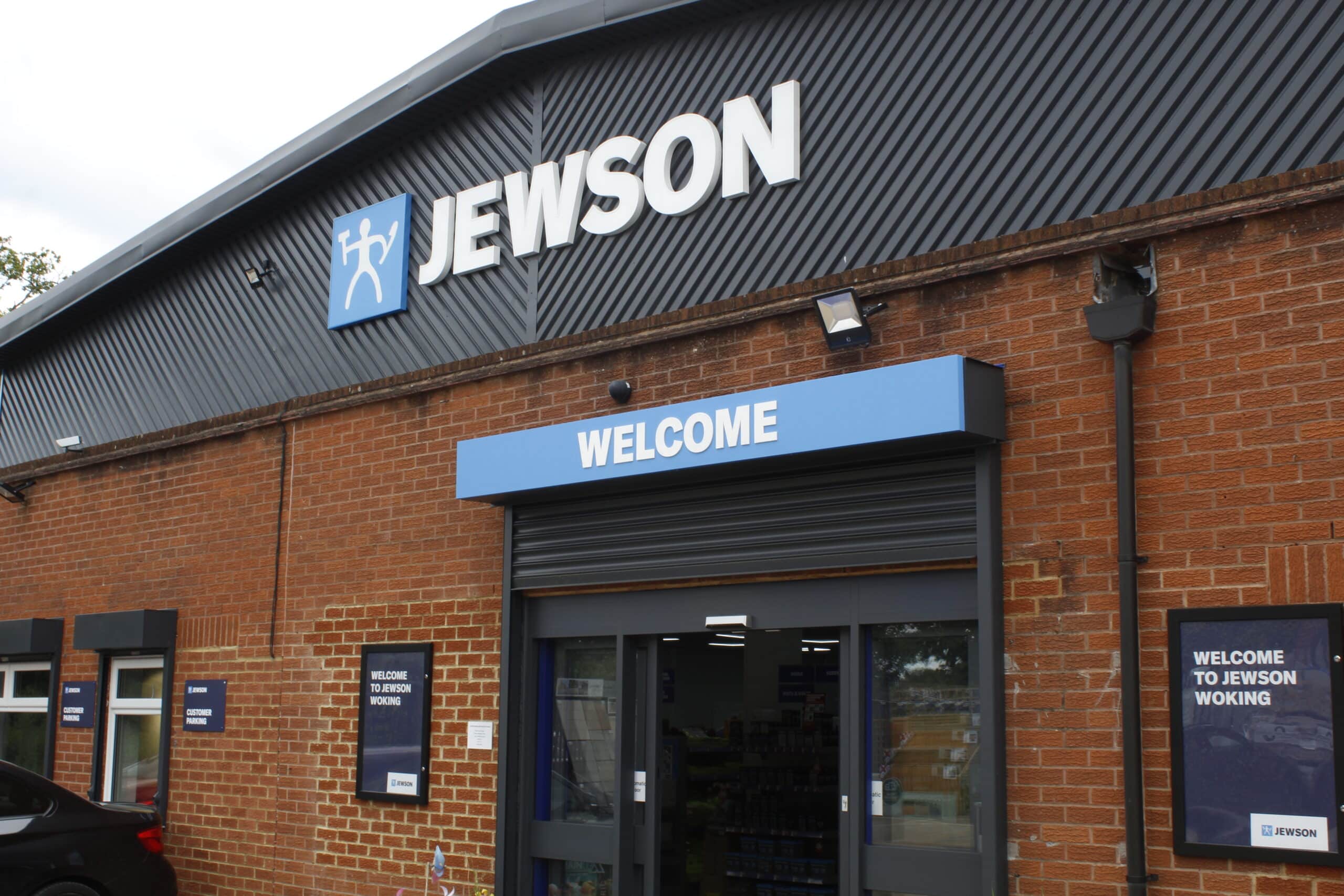 Jewson Launches New Branch Of The Future At Woking | Business London Press